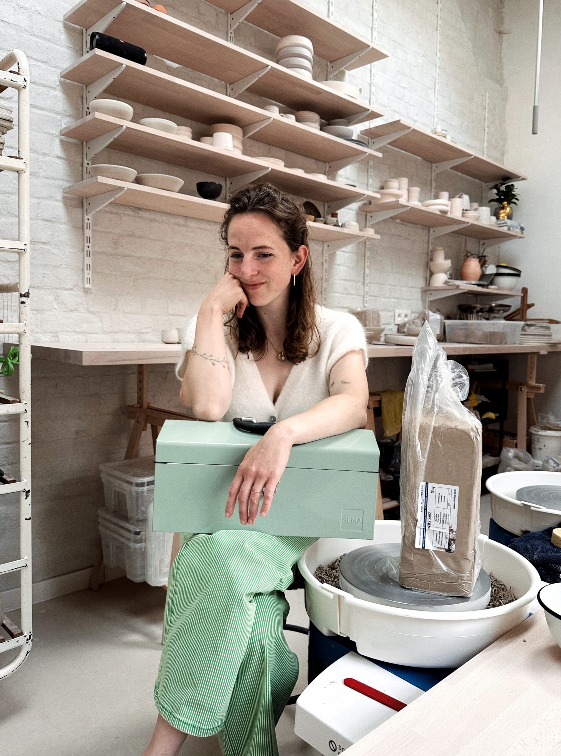 POT - handmade ceramics & cosy workshops